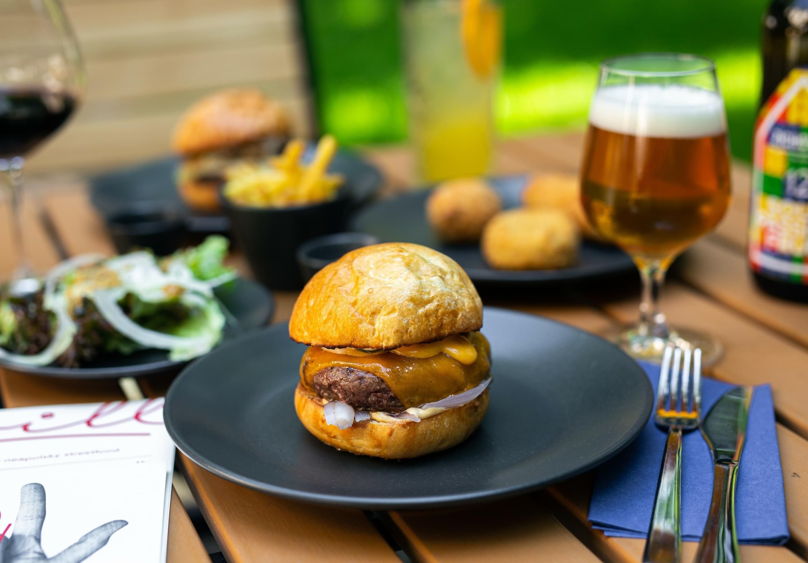 burgery a steaky Plzeň Menu